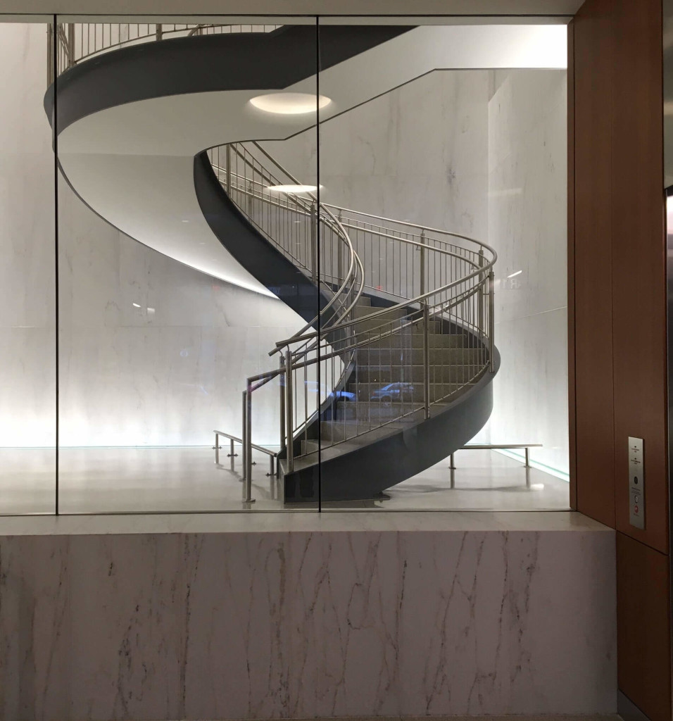 CIRCUM™ Round Photo Gallery | HDI Railing Systems