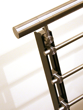 Ferric™ | HDI Railing Systems