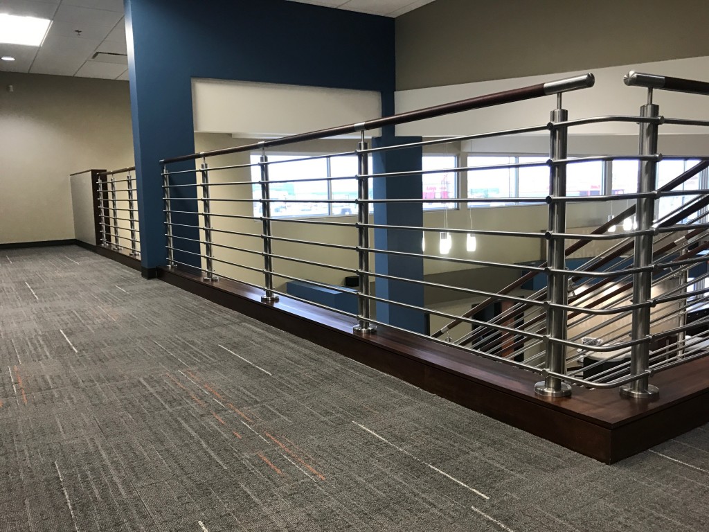 Circum Railing System for Heartland Credit Union | HDI Railing Systems