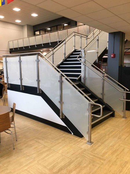 Circum Square post railing system at Juniata College | HDI Railings