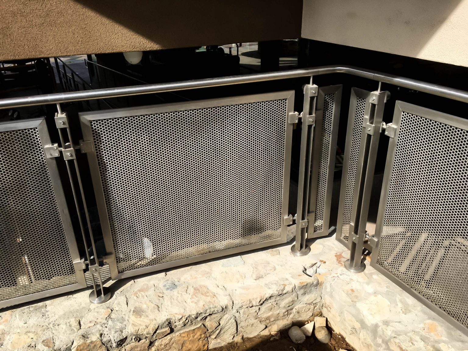 Sustainable Handrail Design: HDI Railings & Catalina Island Conservancy ...