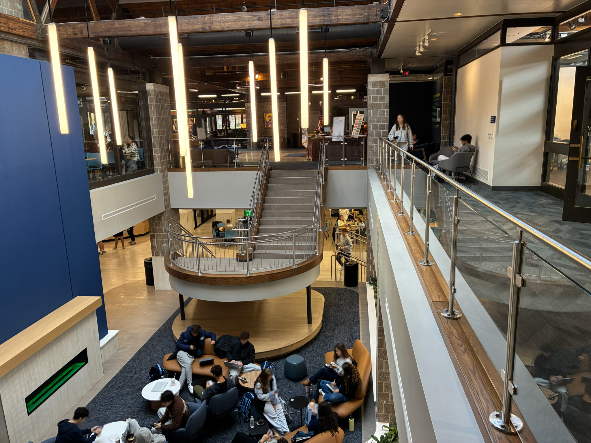 Circum™ Railing for a Signature Campus Renovation | HDI Railing Systems